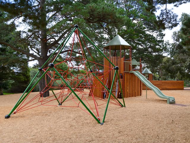 Beckett Park Playground Project Victoria | Adventure+