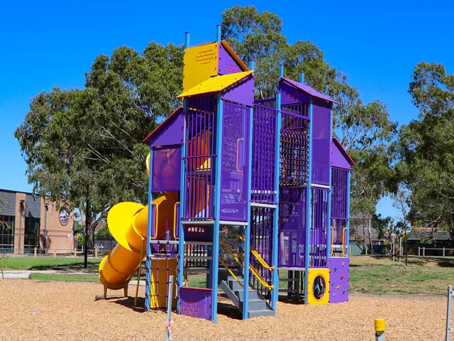 C B Smith Reserve - adventure+